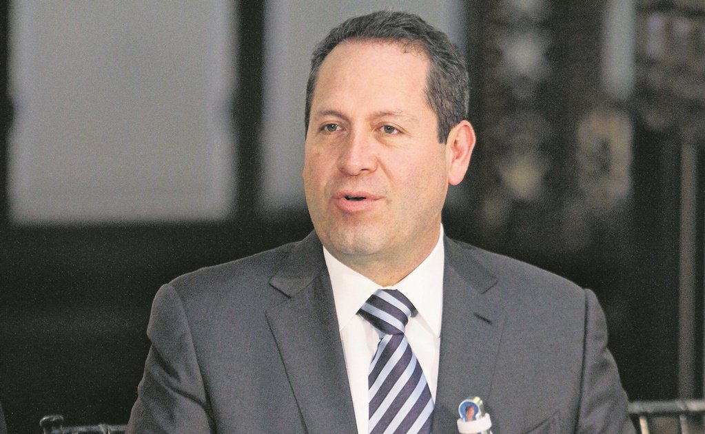 Eruviel Ávila deja la dirigencia nacional del PRI