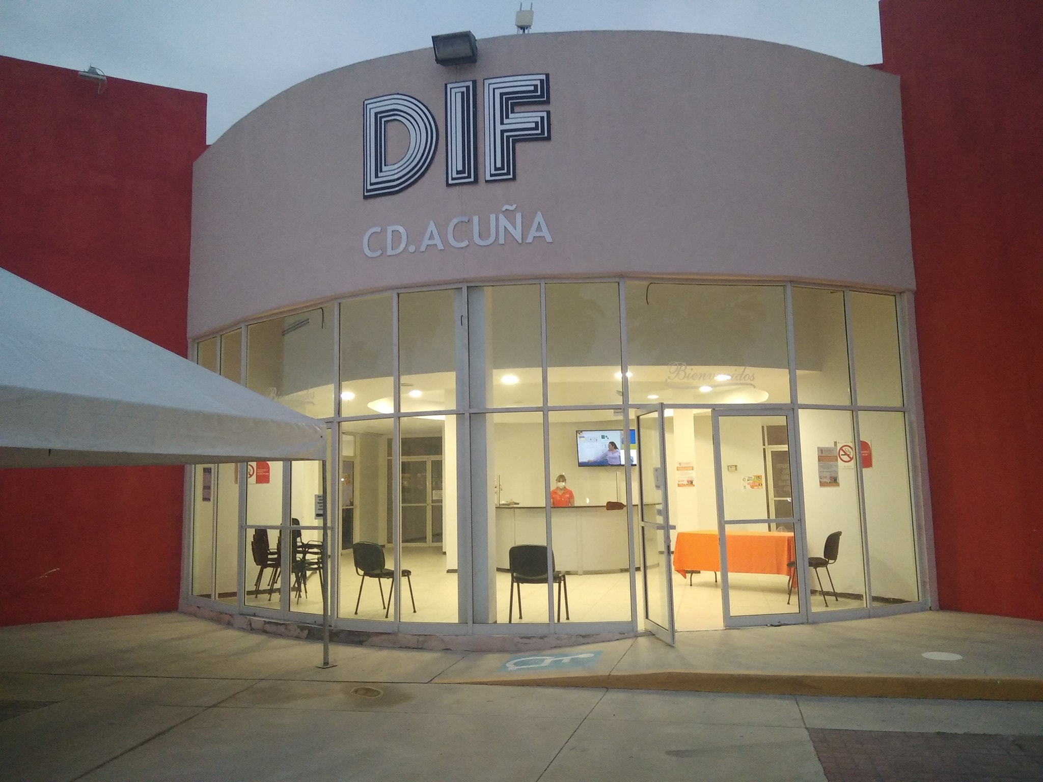 DIF Acuña continúa brindando atención a la población